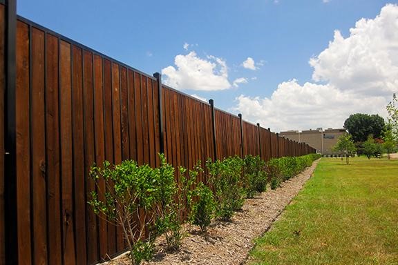 Versatile, Low-Maintenance Fencing Options | Fortress