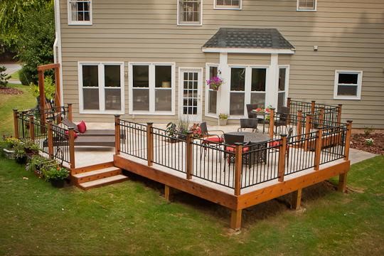 When is it Time to Replace your Deck Railing? | Fortress